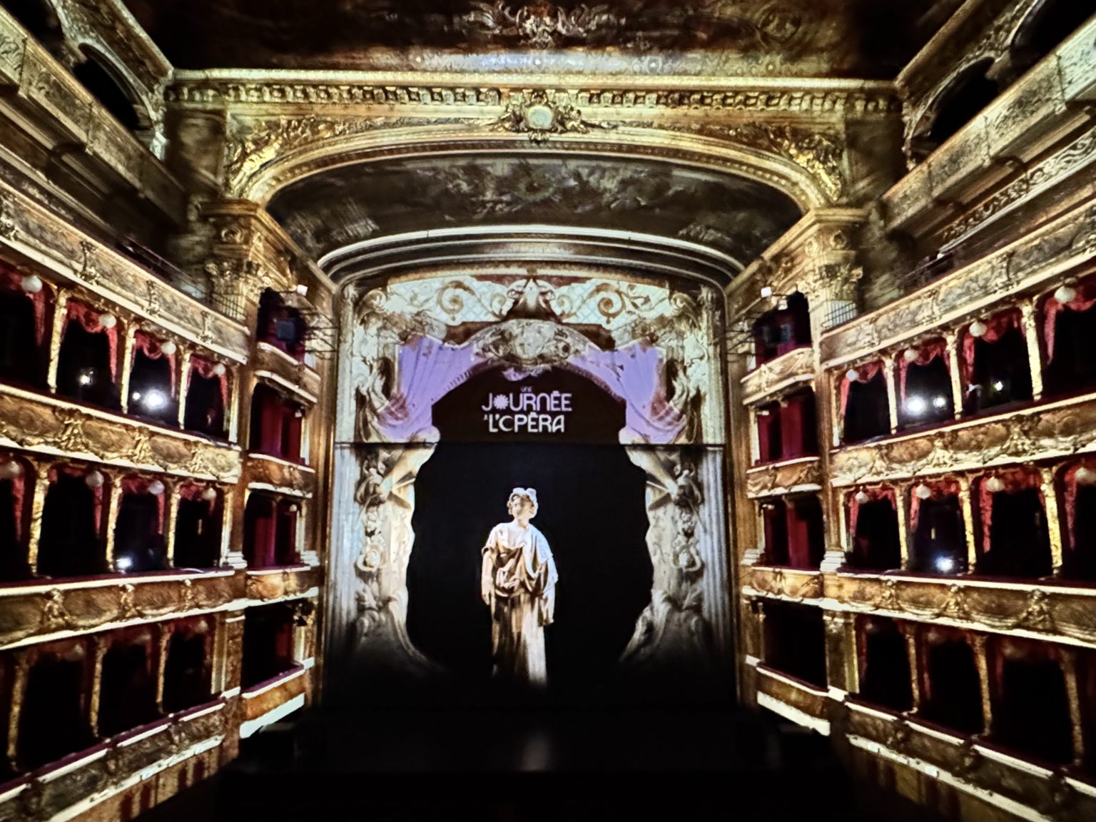 Une Journée à l’Opéra : Découvrez le spectacle immersif tout l'été à l ...