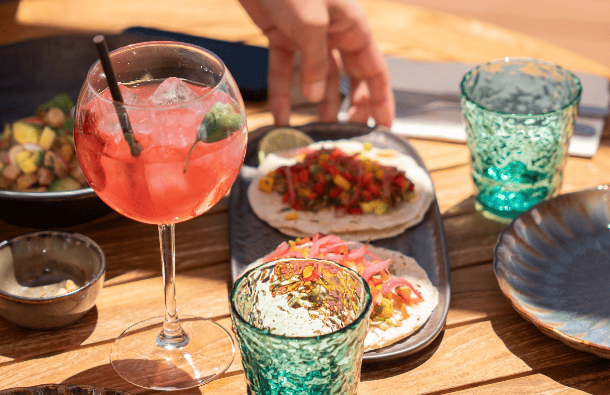 Playamesa : le nouveau restaurant / bar / plage caliente à découvrir ...